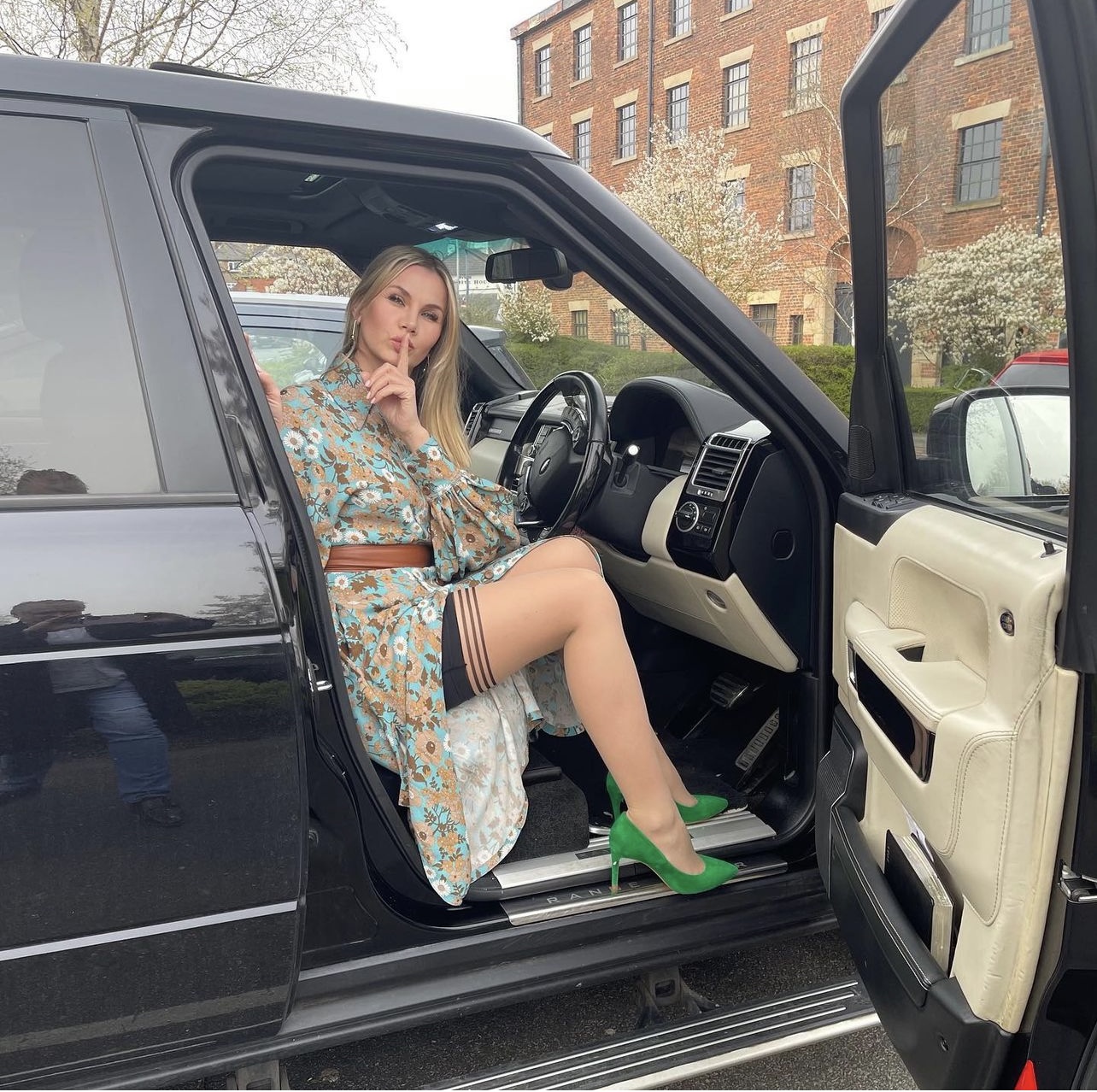 How to Persuade Your Wife or Girlfriend to Wear Stockings